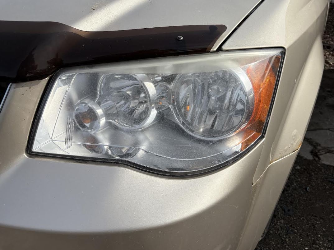 Used OEM LH Halogen Headlight 2009-2020 Caravan Town & Country 5113337 ...